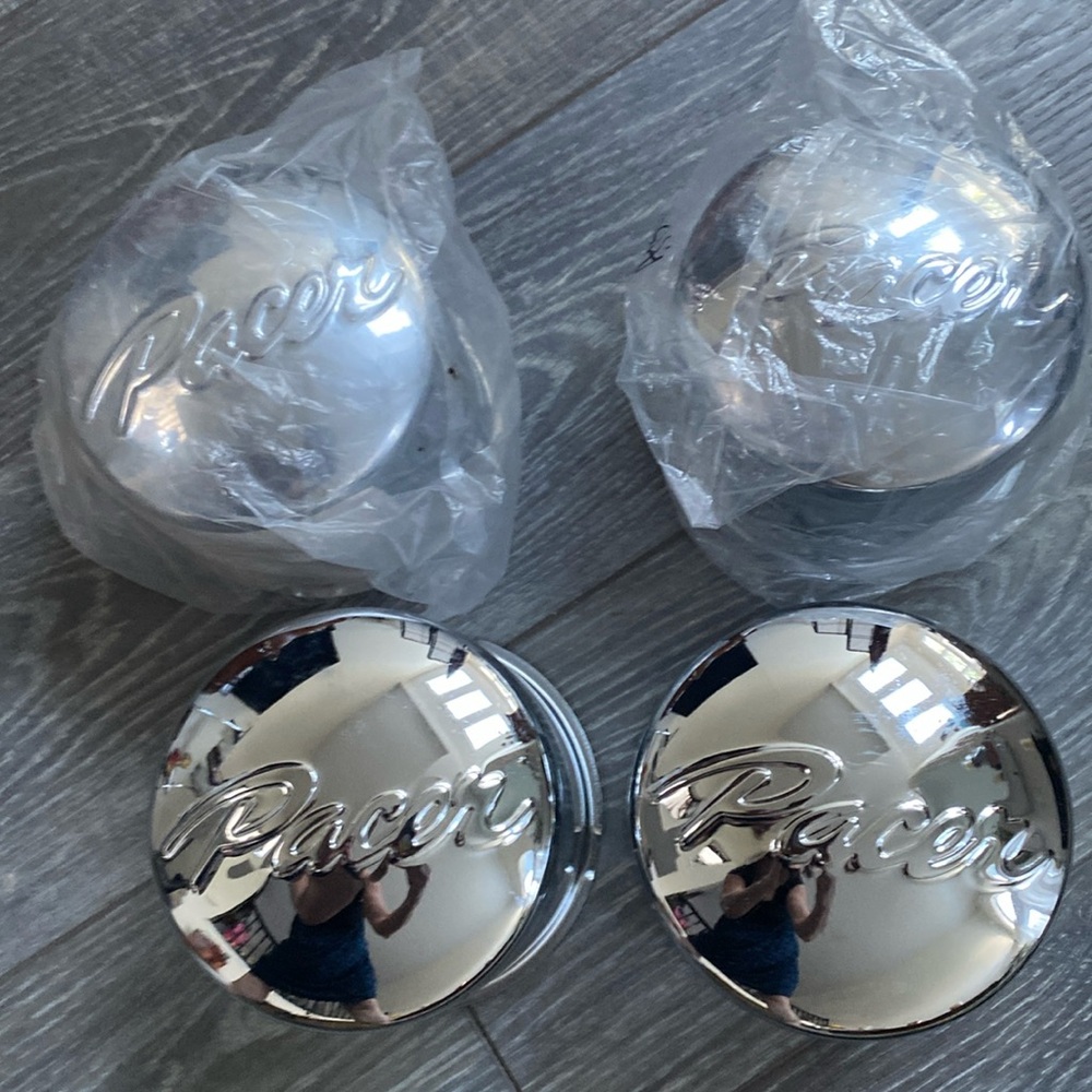 Pacer Wheel Caps - Gem